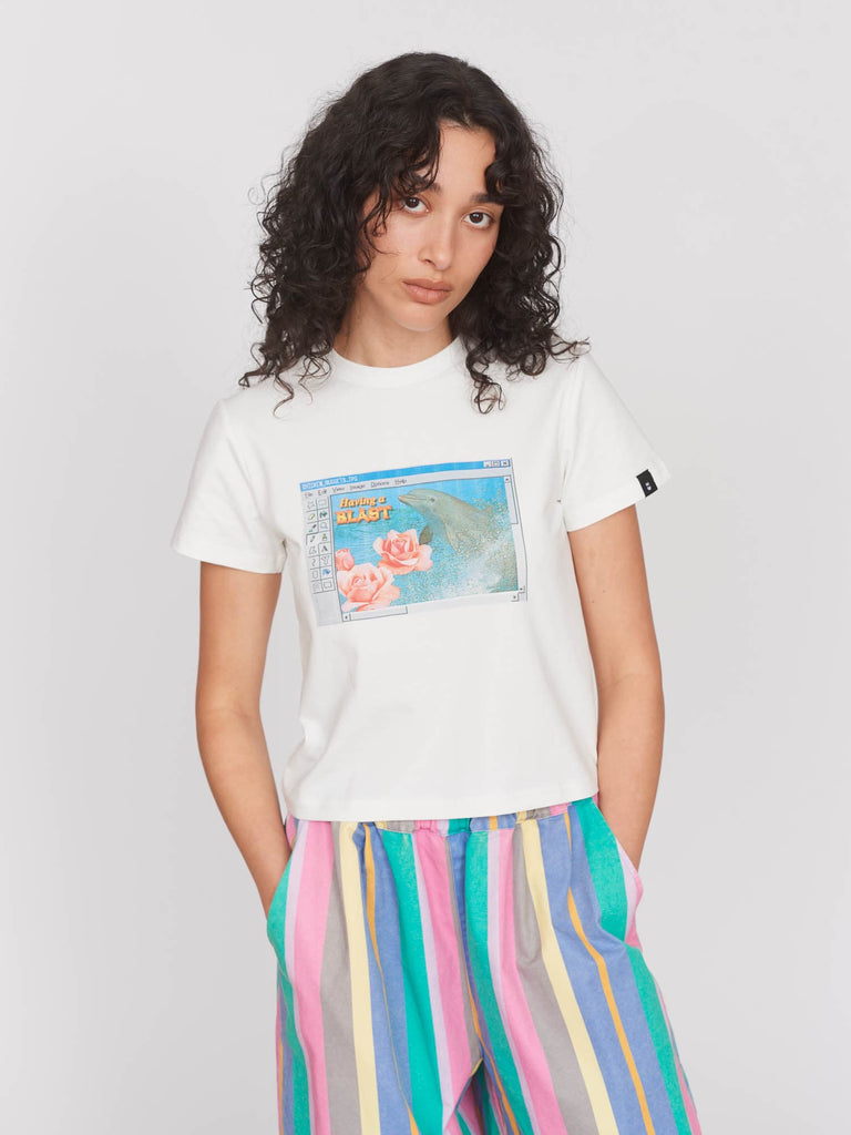 Having A Blast Fitted T-shirt – Lazy Oaf